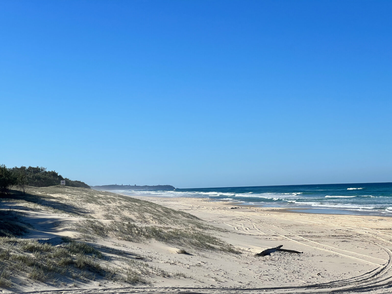 Main Beach, Stradbroke Island: A Serene Coastal Escape - Just Be Your ...