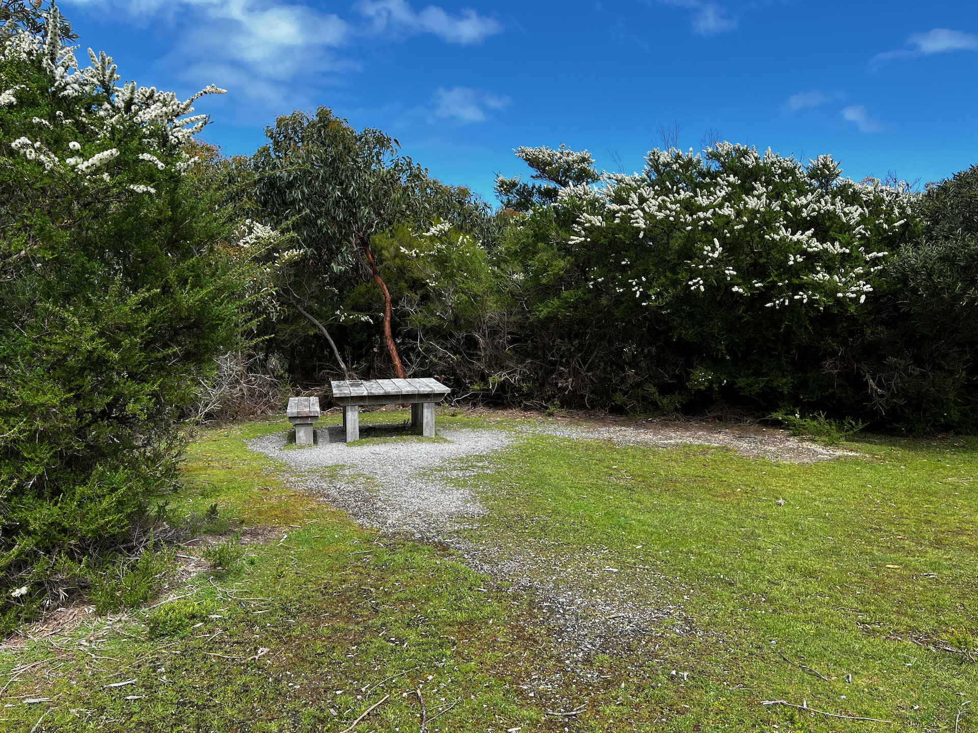 Whisky Bay: Where Tranquility Meets Coastal Beauty